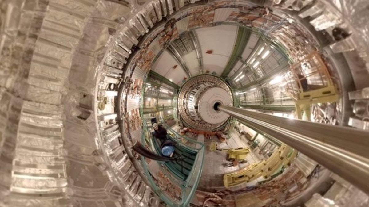 Step Inside The Large Hadron Collider (360 Video) | Manufacturing.net