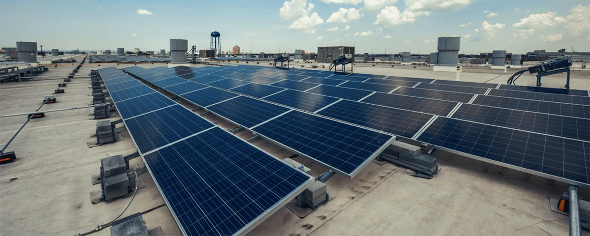 Amazon Unveils Rooftop Solar System On 813,000-Sq-Ft Fulfillment Center ...