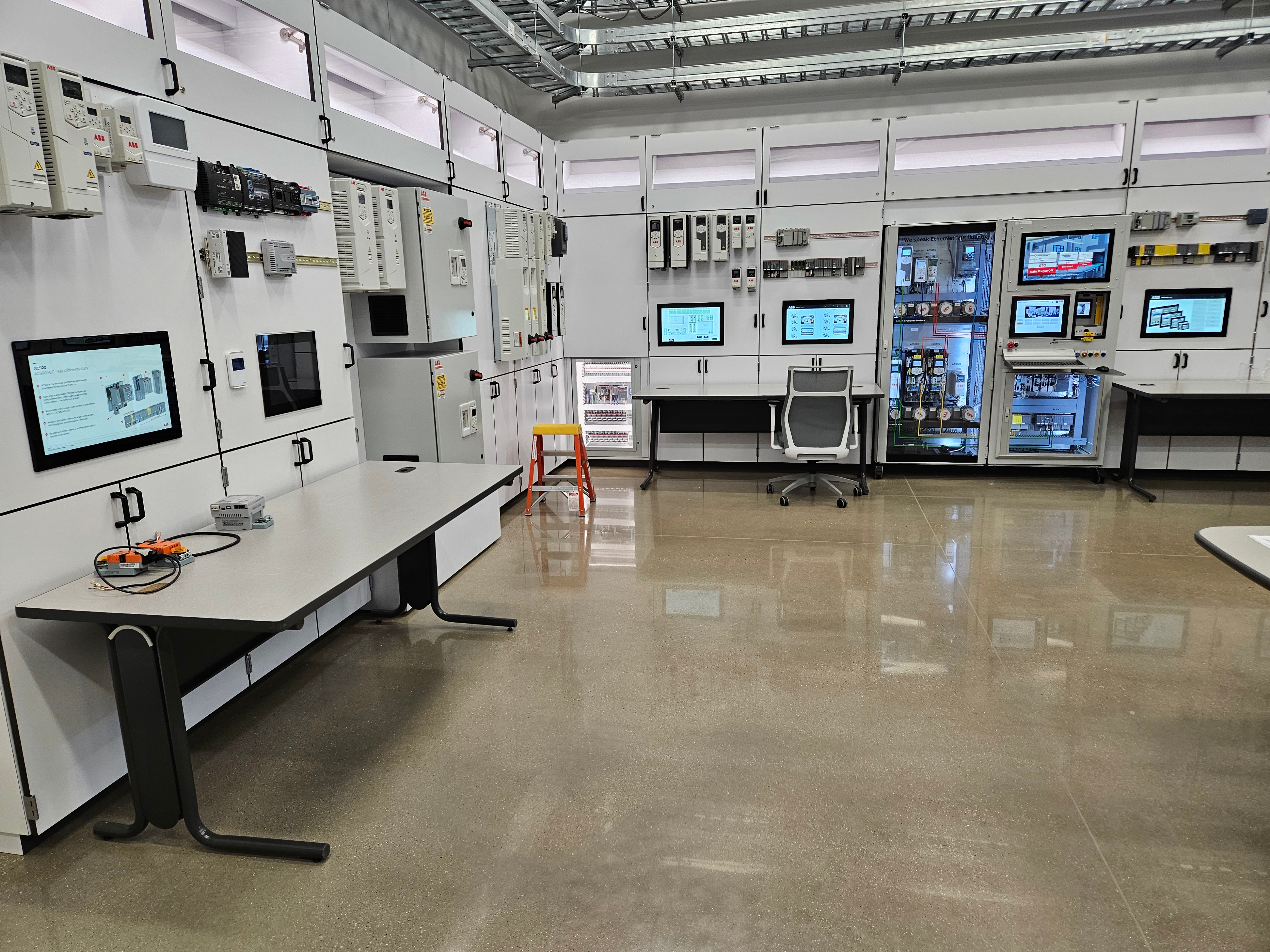 ABB Cuts Ribbon at $100M Wisconsin Facility | Manufacturing.net