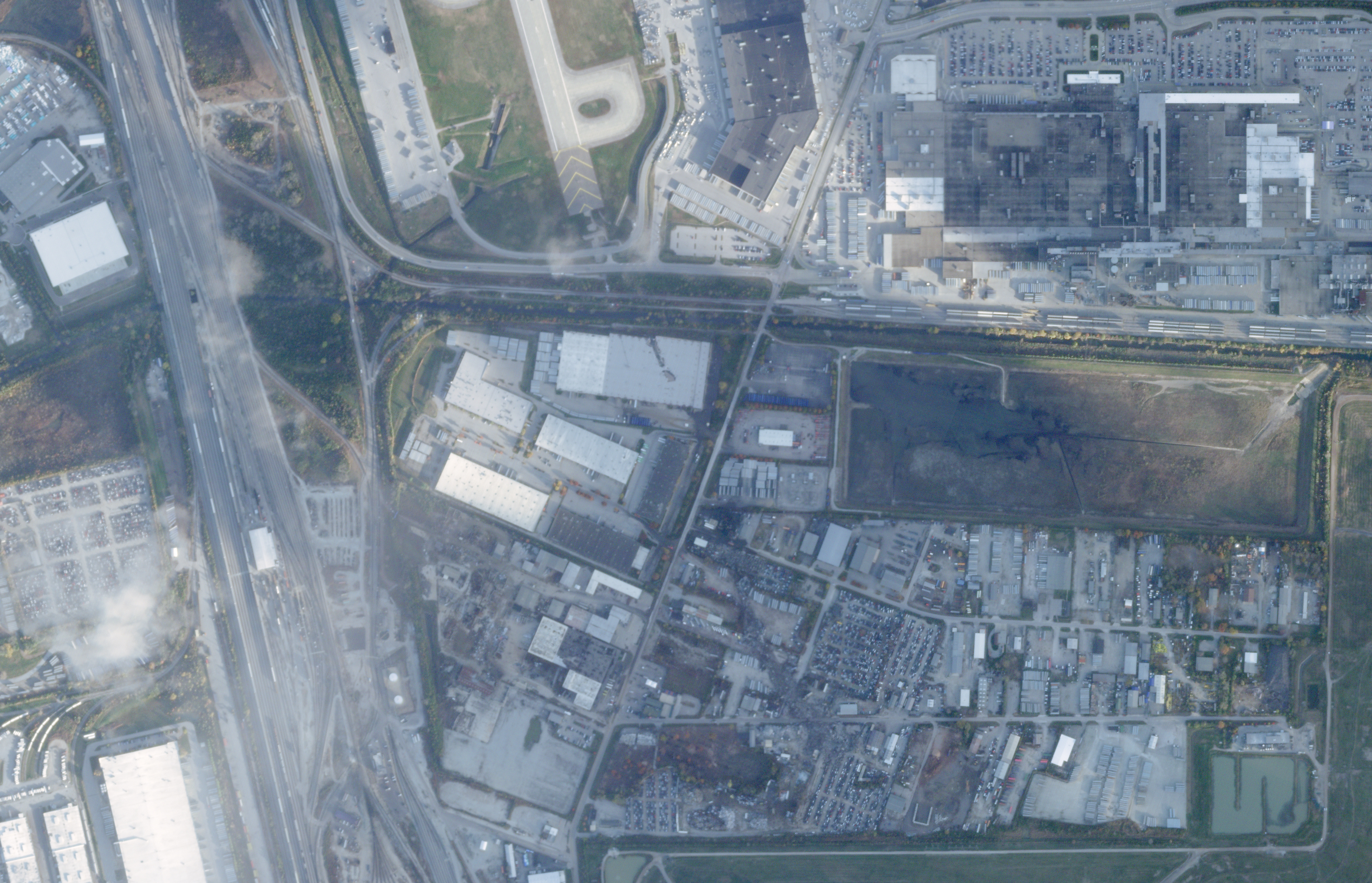 Scrapyard Workers Recount UPS Plane Crash That Destroyed Their Business | Manufacturing.net