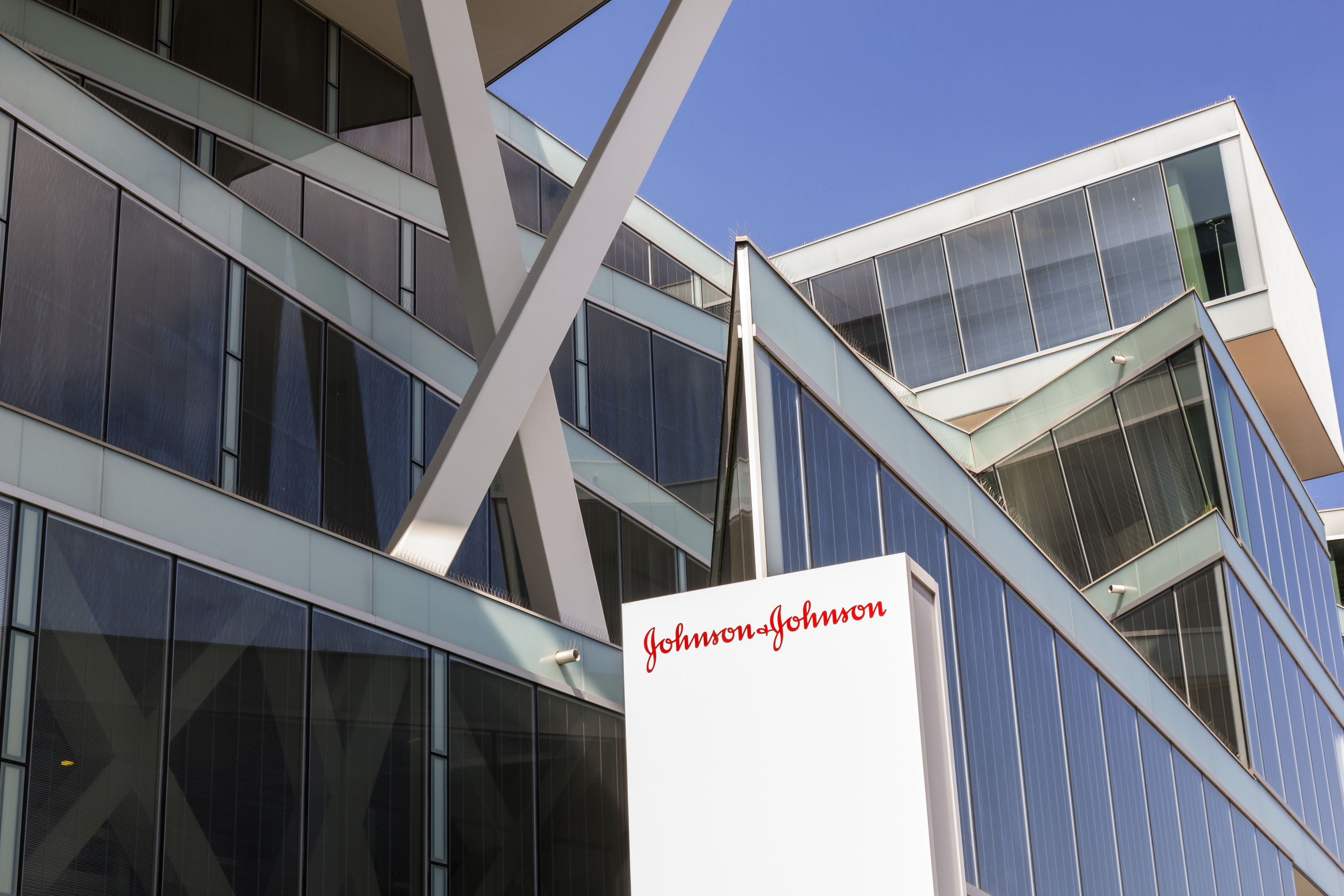 J&J Announces Third Multibillion Manufacturing Project in North ...