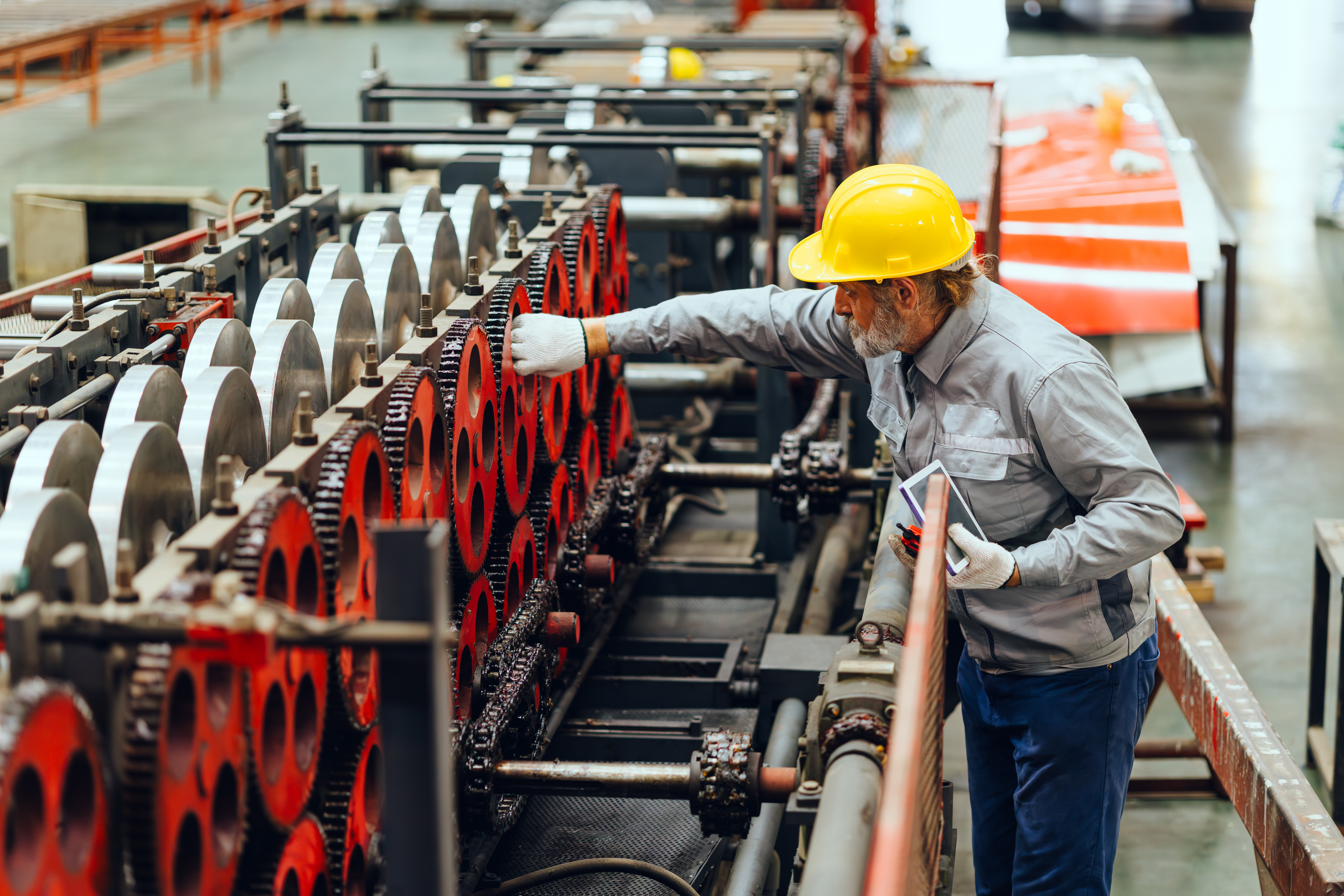 How to Avoid the K-Shaped Factory Floor | Manufacturing.net